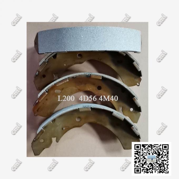Mitsubishi L200 Drum Brake Shoes 4600A106 4600A122 Pick Up DV26 4D56 4M40